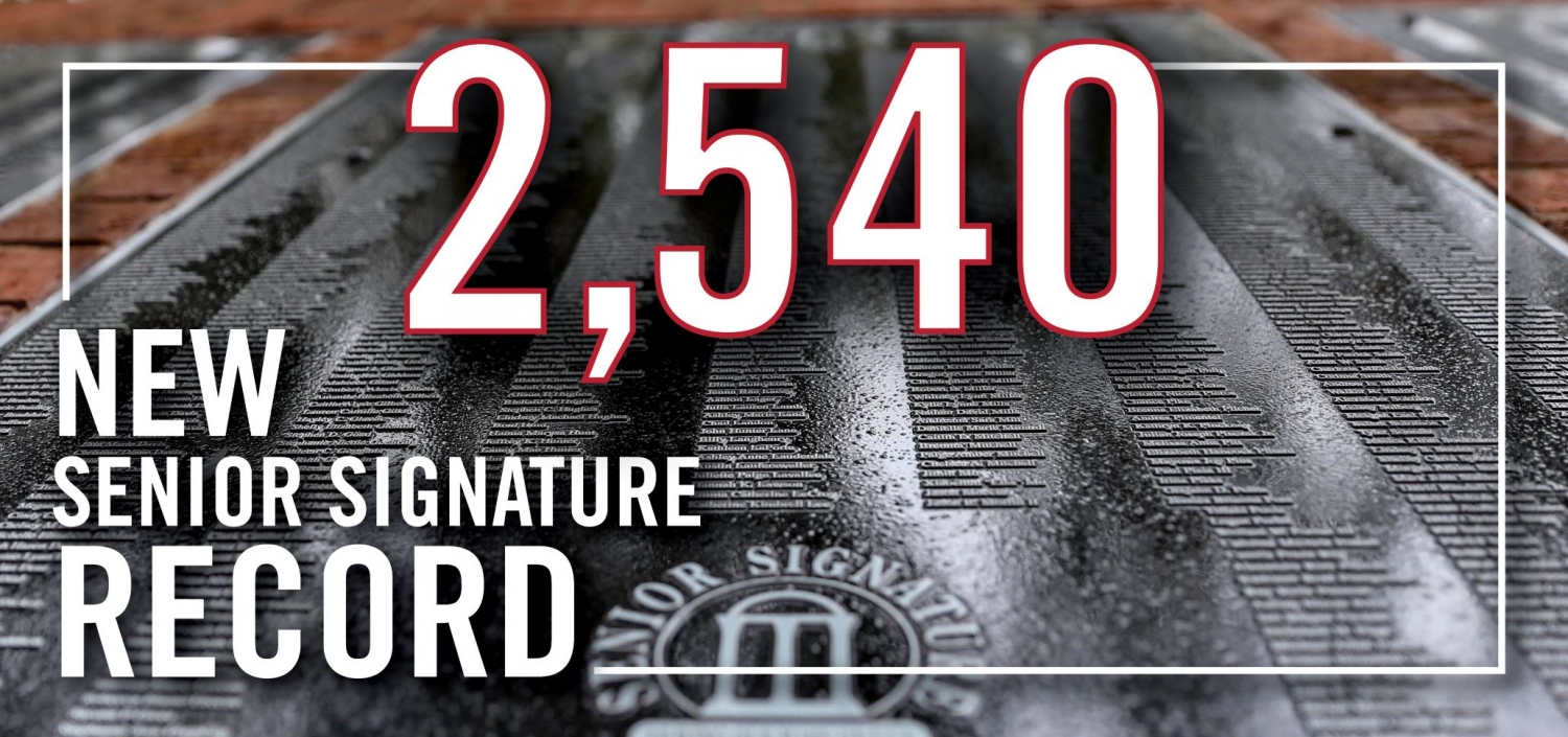 Class of 2019 sets Senior Signature record - UGA Alumni