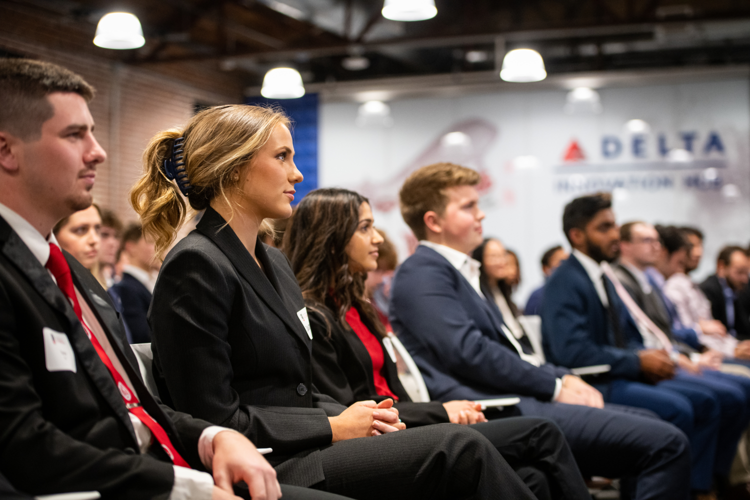 Students develop sustainability solutions for Delta Air Lines - UGA Alumni